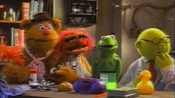 Amazon.com: Muppets From Space: Jeffrey Tambor, F. Murray Abraham ...