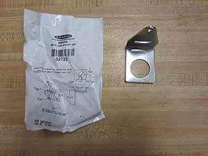 Amazon.com: BANNER ENGINEERING SMB30A BRACKET, (32723), CURVED MOUNTING ...