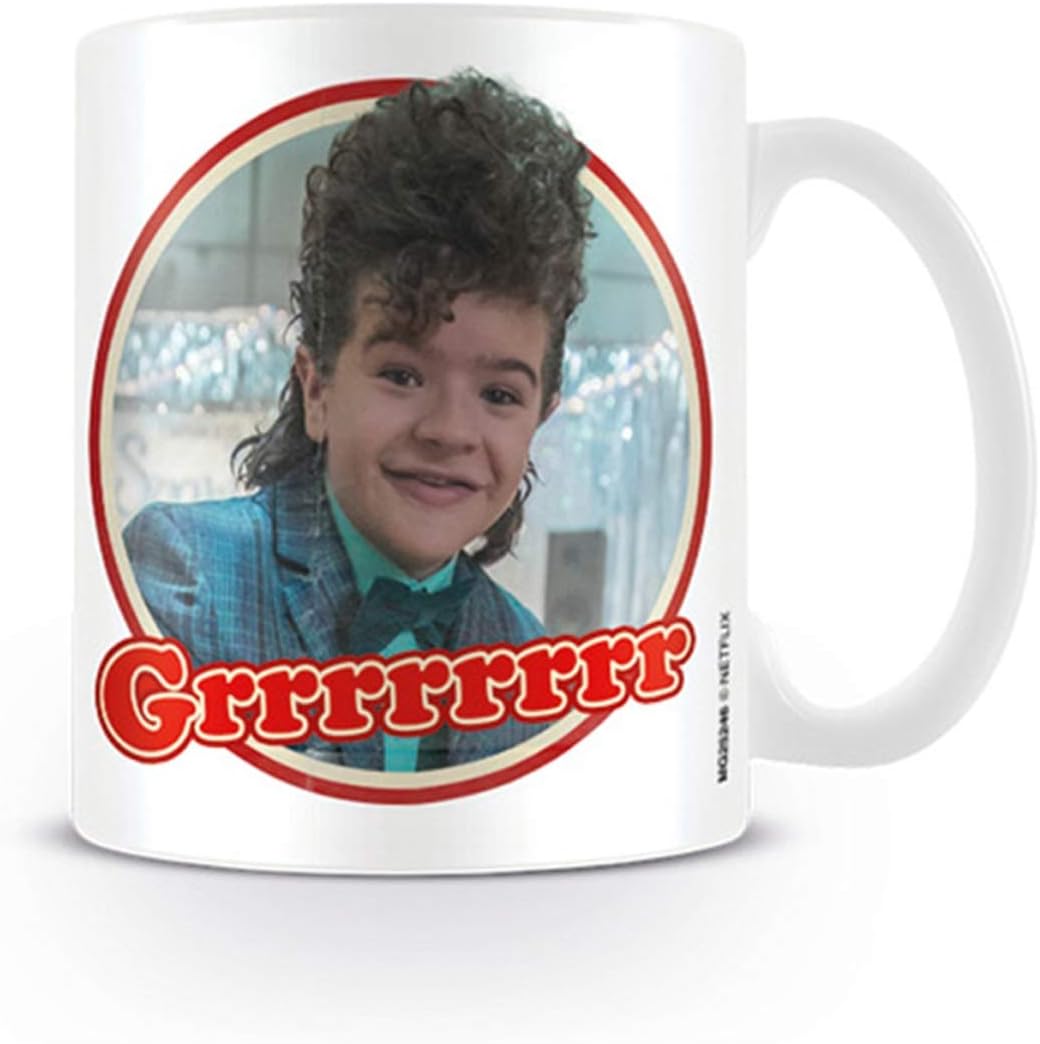Stranger Things Ceramic Mug with Dustin Purring in Presentation Box ...