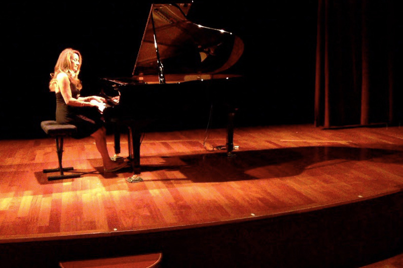 Lisa Addeo on Amazon Music