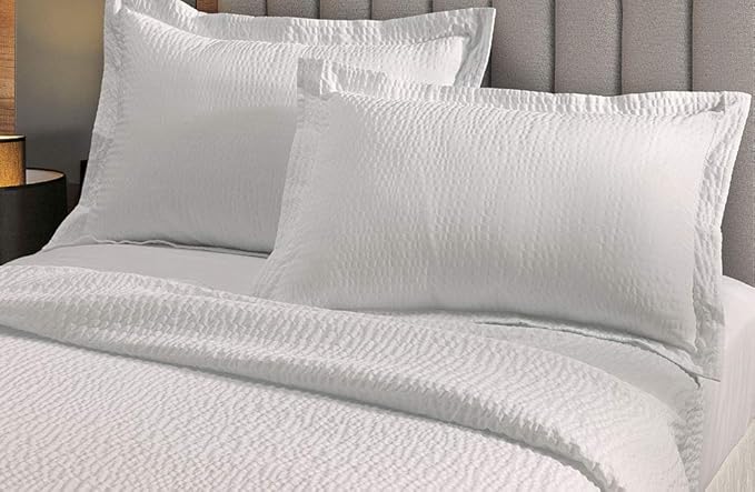 Amazon.com: Lightweight Coverlet Set - White Rippled Texture ...