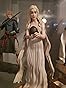 Amazon.com: Game of Thrones: Daenerys Figure : Dark Horse Deluxe: Toys ...