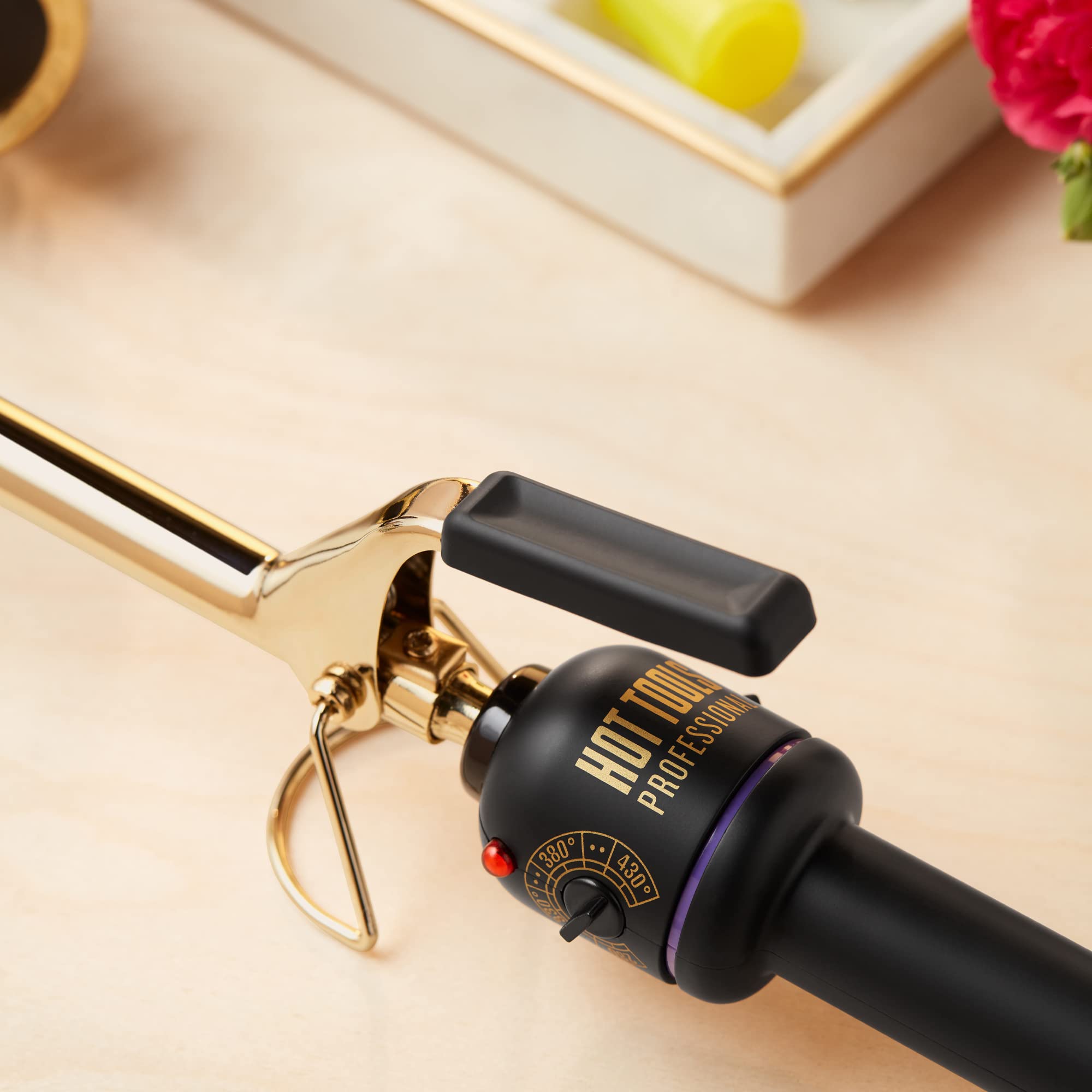 Mua (2018 MODEL) Pro Artist 24K Gold Curling Iron | Long Lasting ...