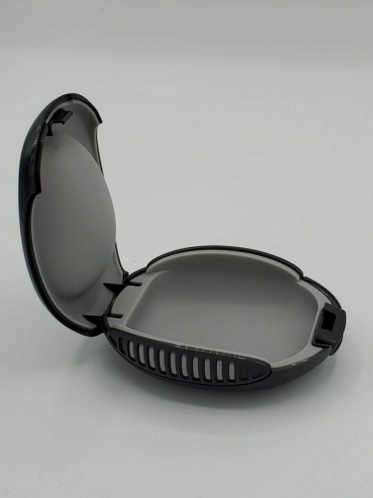 Mua Original Black Genuine Signia Hearing Aid Case Protective Storage ...