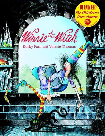 Winnie the Witch: Thomas, Valerie, Paul, Korky: 9780192798473: Amazon ...
