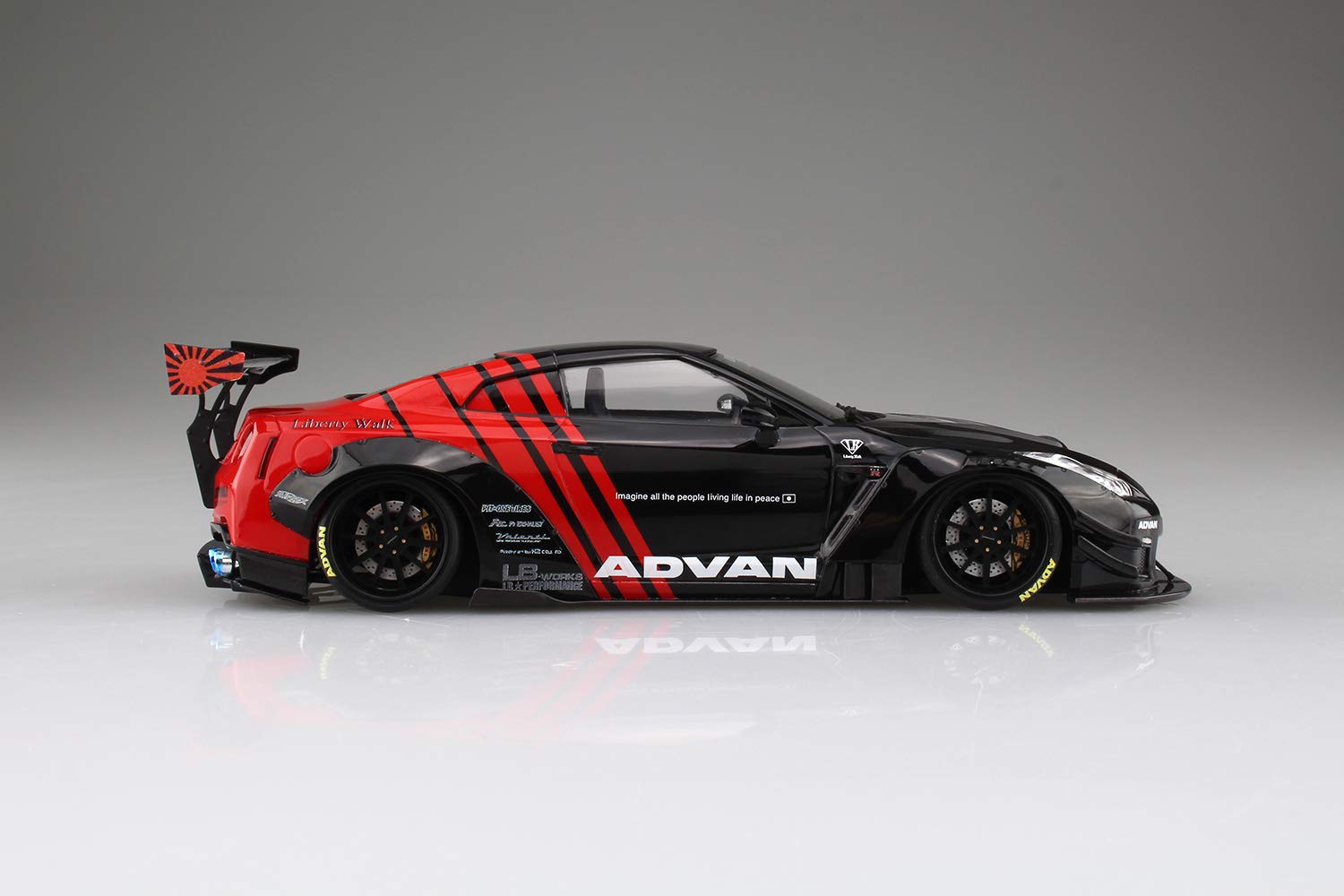 Mua LB Works R35 GT-R Type 2 (Ver. 2) 1:24 Scale Model Kit trên Amazon ...