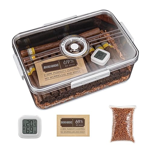 Acrylic humidor with Hygrometer and Cedar Wood Chips in Kuwait | Whizz ...