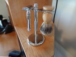 Amazon.com : RoyalShave Chrome Safety Razor and Brush Stand : Double ...
