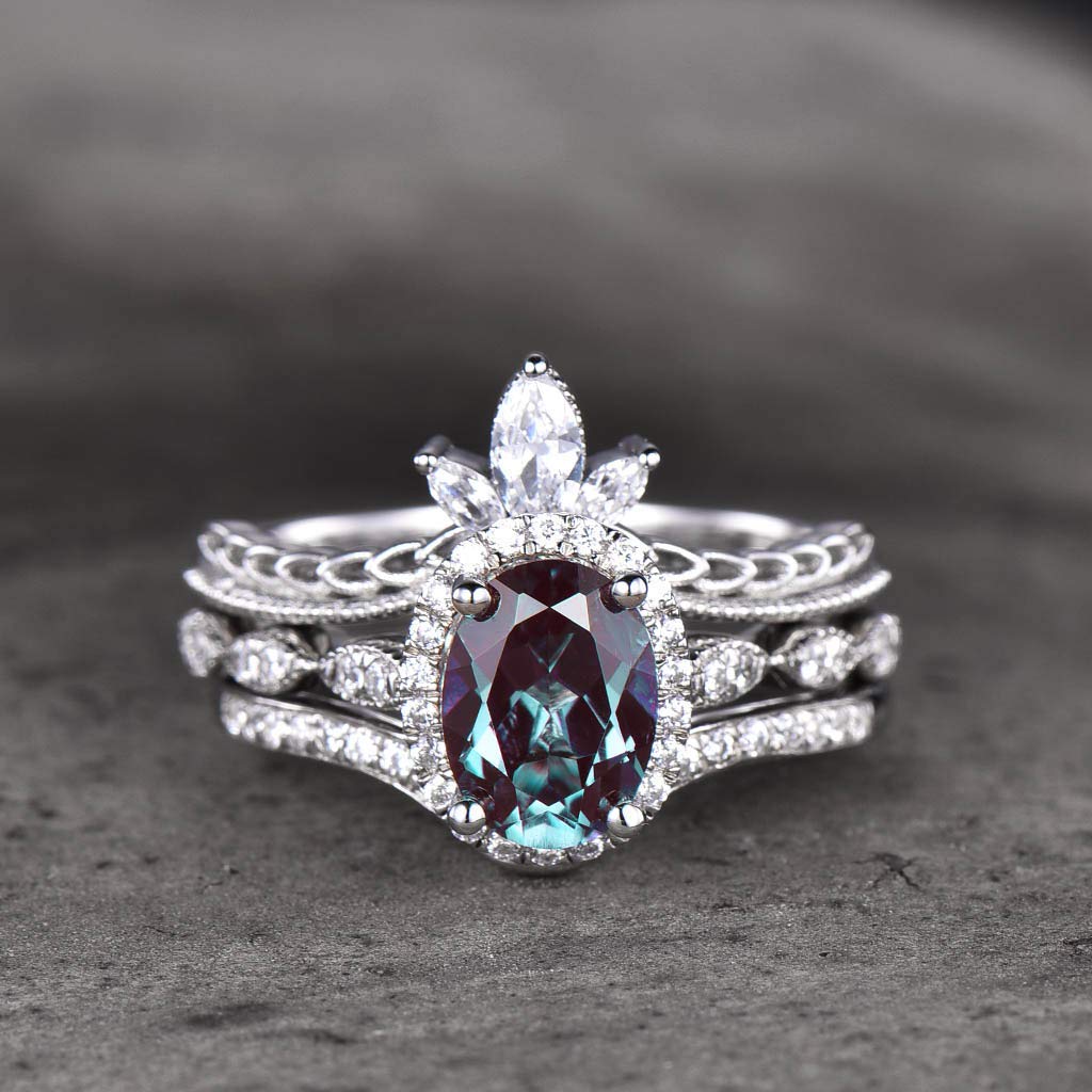 Amazon.com: Vintage Alexandrite Ring Set, Alexandrite Engagement Ring ...