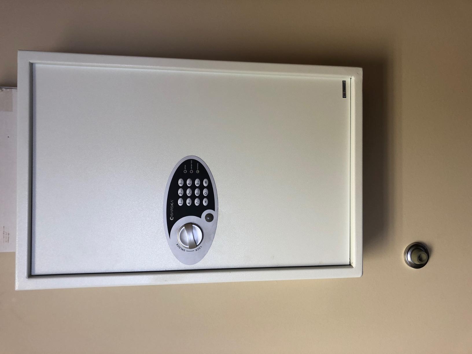 $40/mo - Finance Barska 144 Wall Digital Keypad Cabinet Key Safe, White ...