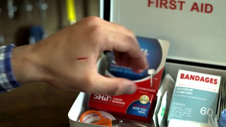 Mua New-Skin Liquid Bandage 0.3 FL OZ, Liquid Bandage for Hard-to-Cover ...