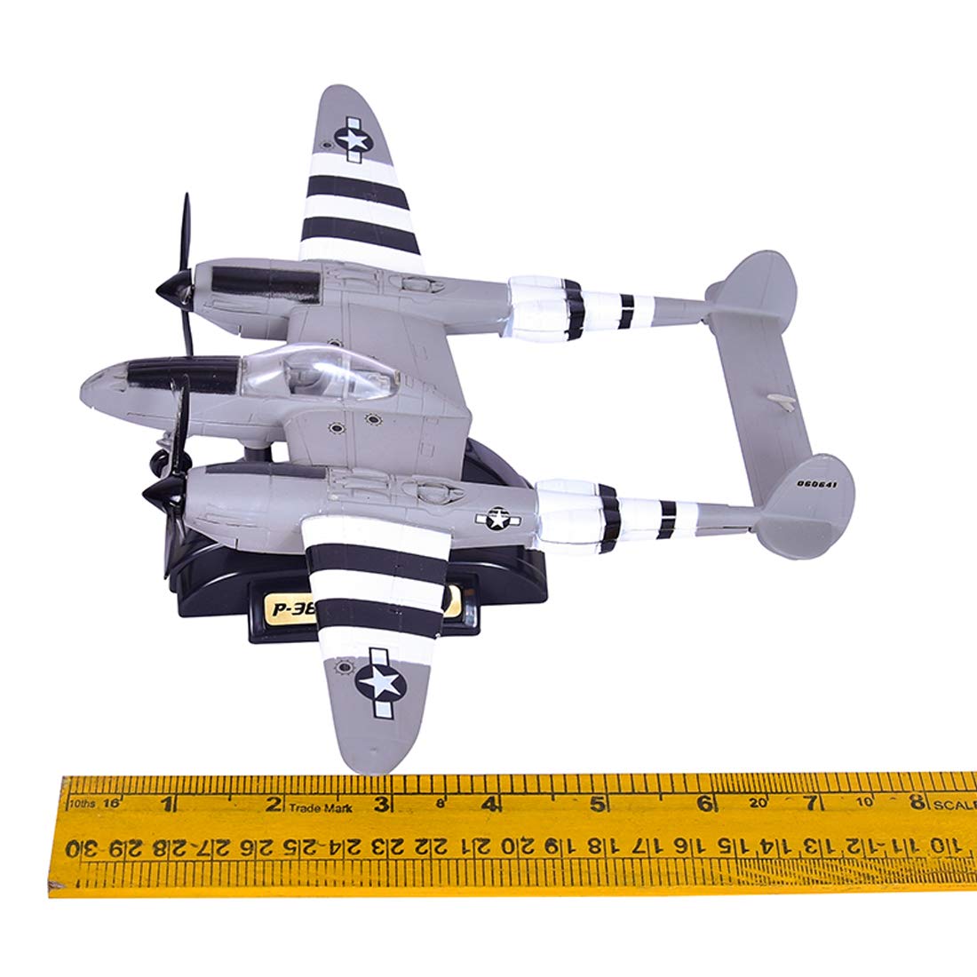 Borbeni avioni kolekcija (časopis i model)