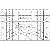 Mini Wonderful Curves: 16 Seasonal Quilt Projects Using the QCR Mini ...