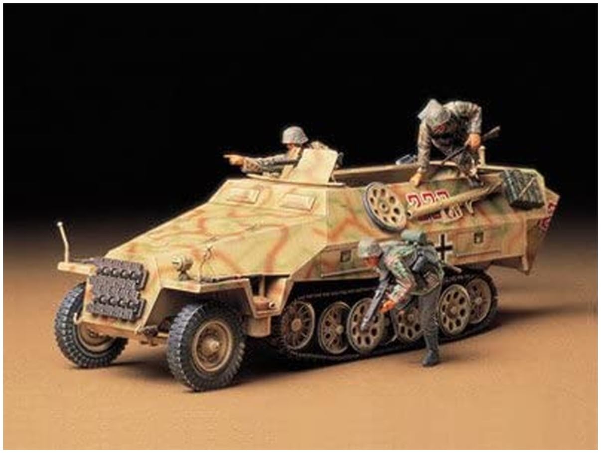 Mua Tamiya Models SdKfz 251/1 Ausf D Hanomag Model Kit trên Amazon Mỹ ...