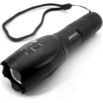 Self-Defense Tip 106 The Use of Flashlights in Self-Defense