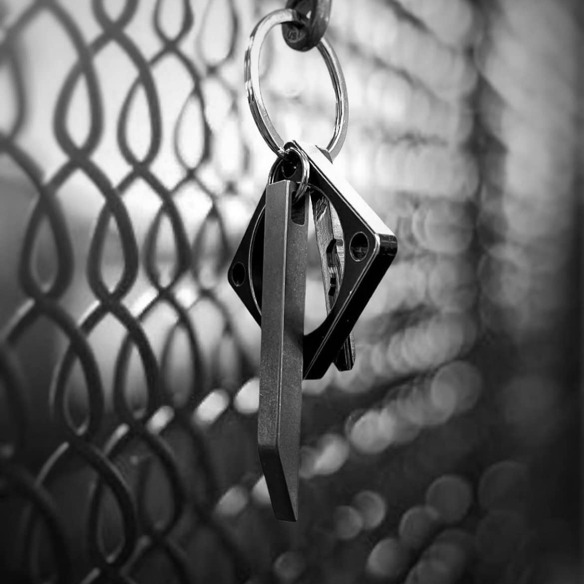 Mua The Mighty Bar - Heavy Duty Key Chain Pliver EDC Pliver for ...