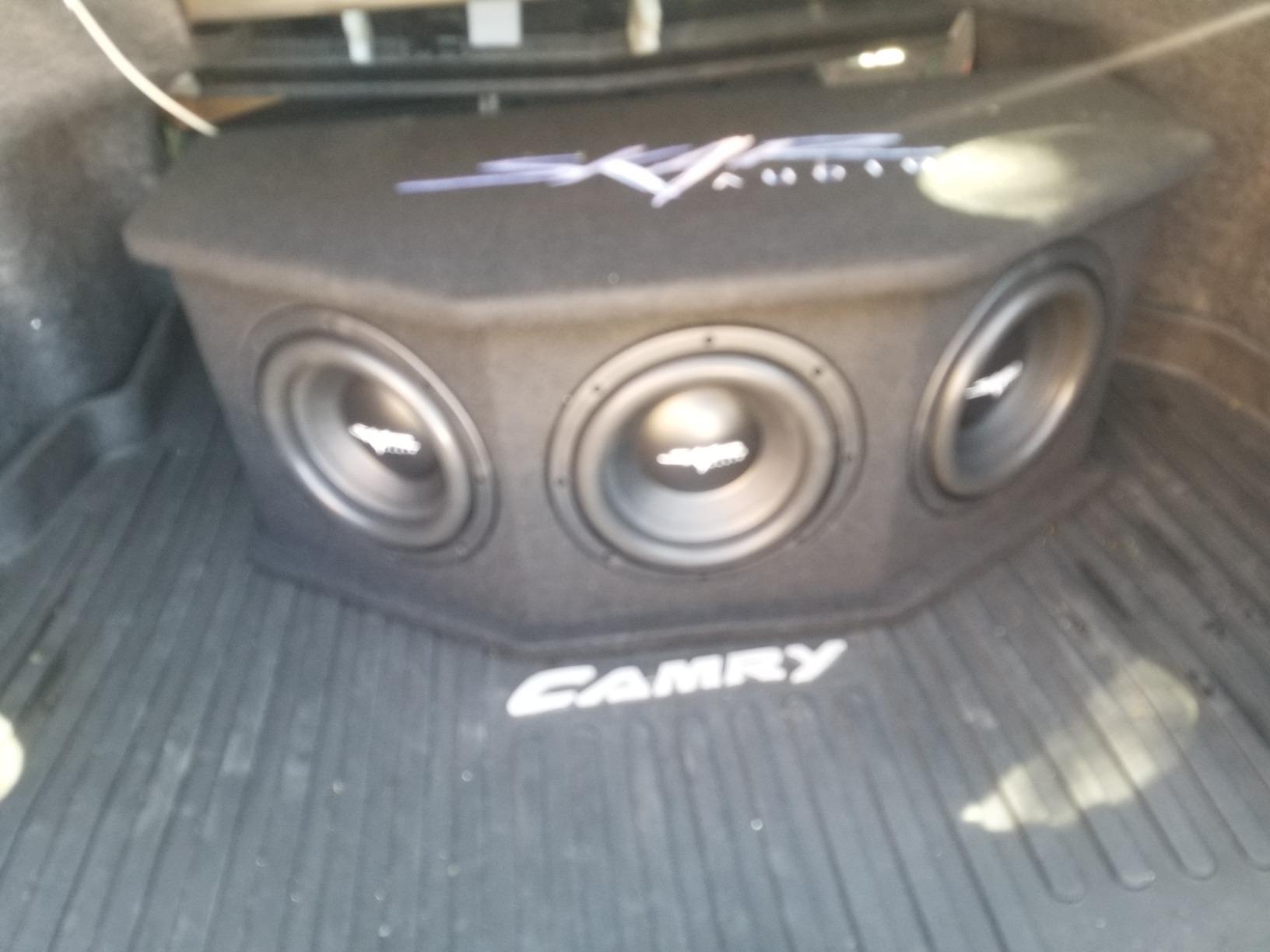 $41/mo - Finance Skar Audio SDR-3X8D2 Triple 8" 2,100 Watt Loaded SDR ...