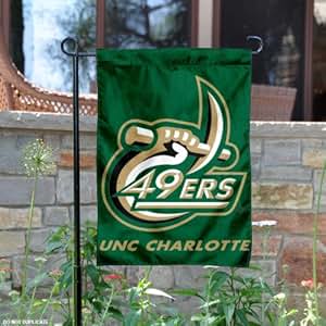 Amazon.com : UNC Charlotte Garden Flag and Yard Banner : Sports Fan ...