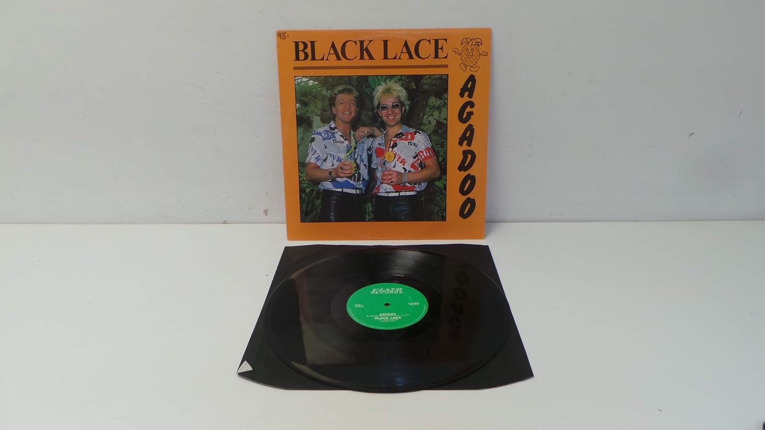 Agadoo [12in Single]: Amazon.co.uk: CDs & Vinyl