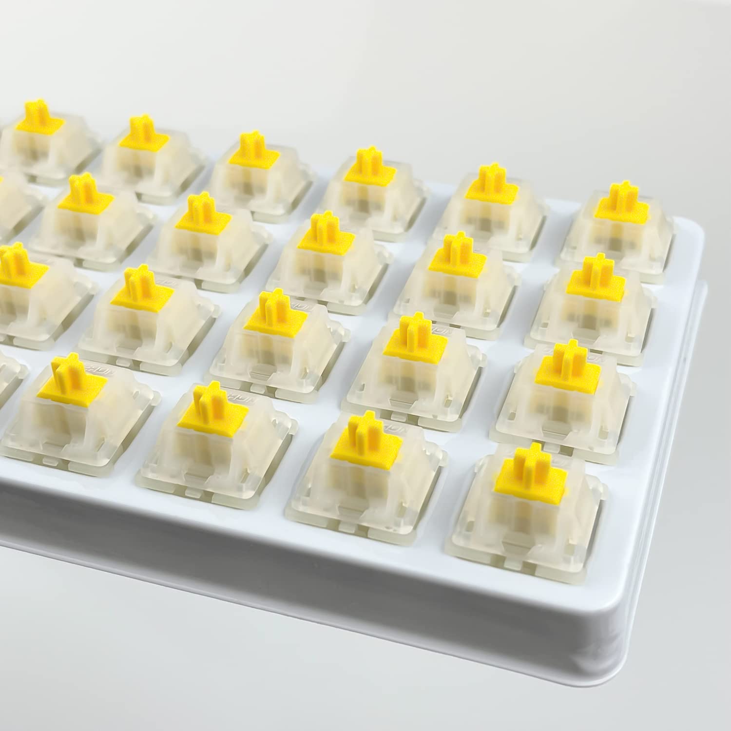 Mua Gateron Milky Yellow Switches Mechanical Keyboard Silent Linear ...