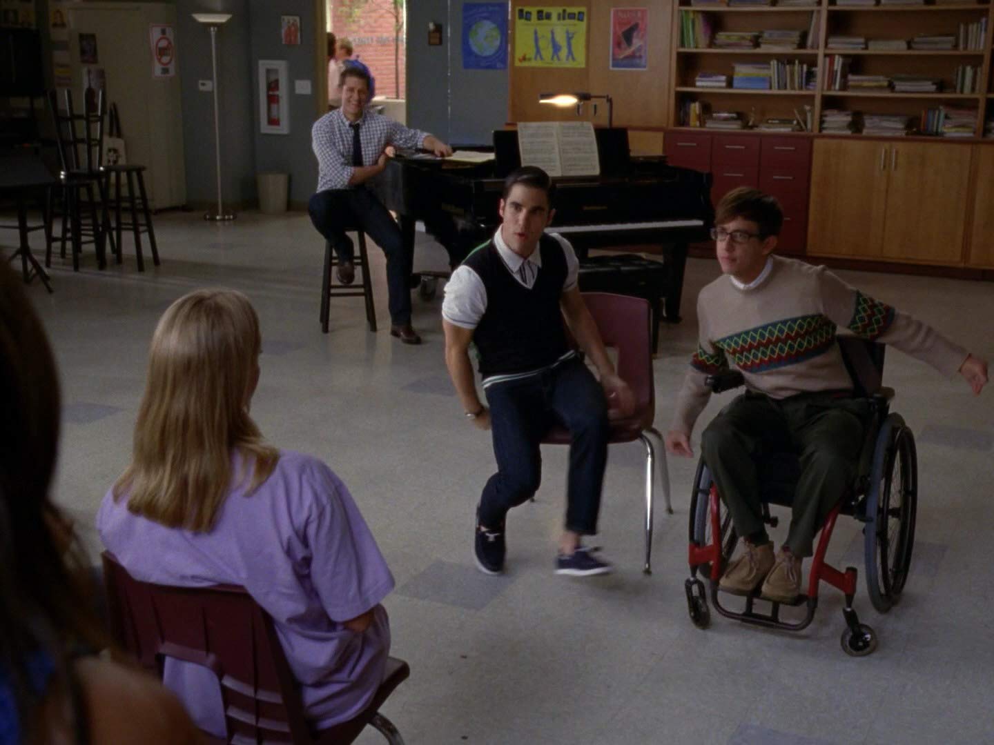 Watch Glee Season 4 | Prime Video