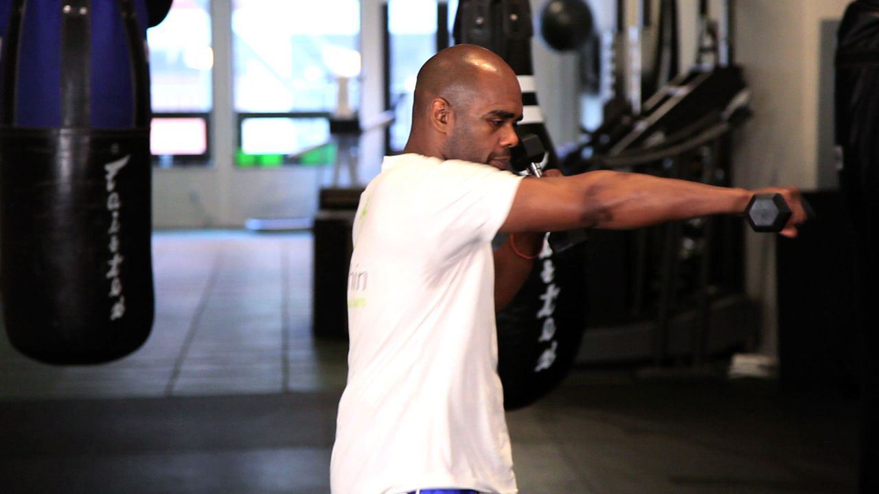 Watch How to Do Shoulder Strength Endurance Exercise for Muay Thai on ...