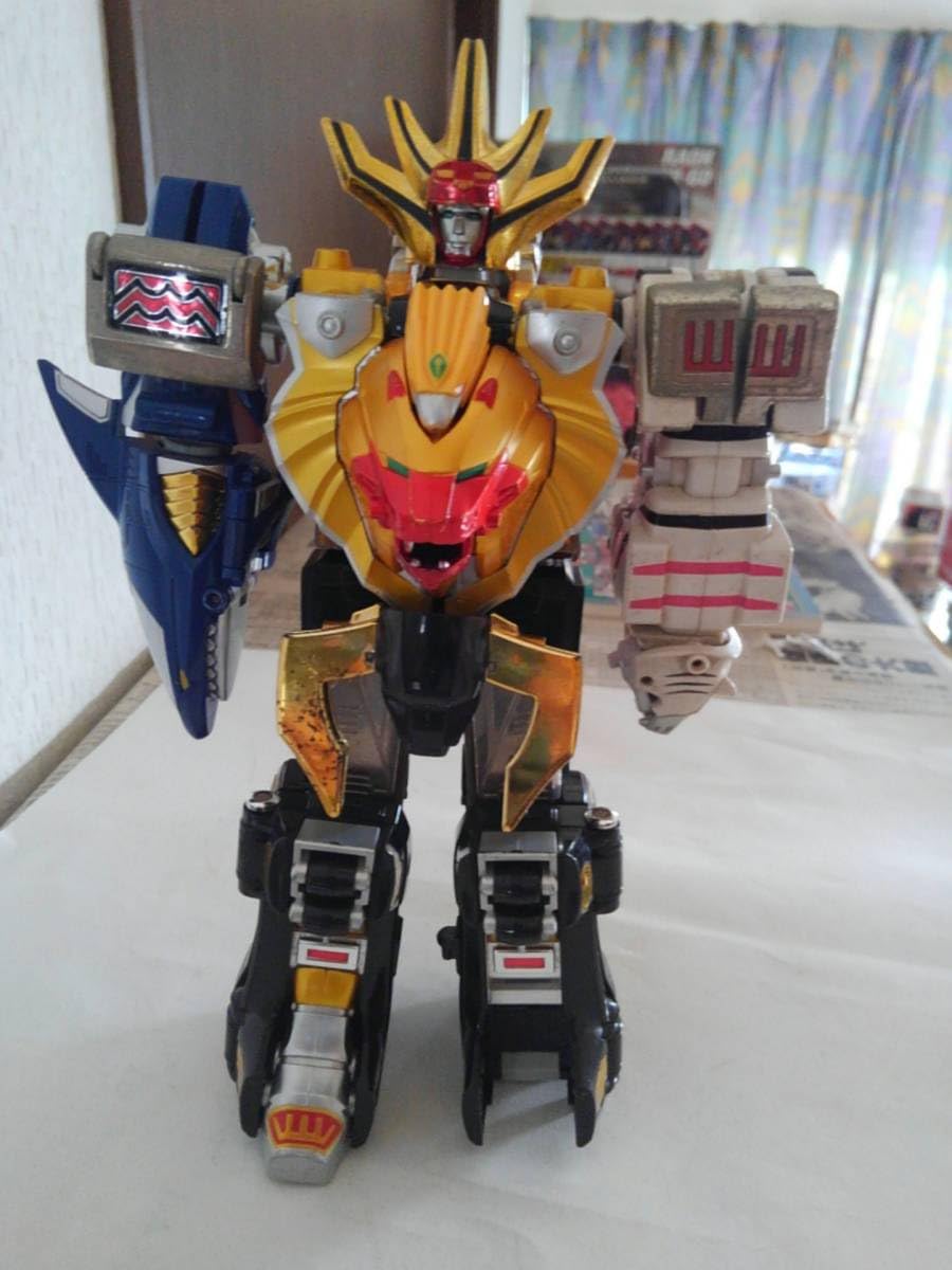 Mua Hyakujuu Sentai Gao Ranger DX Chogokin Gao King trên Amazon Nhật ...