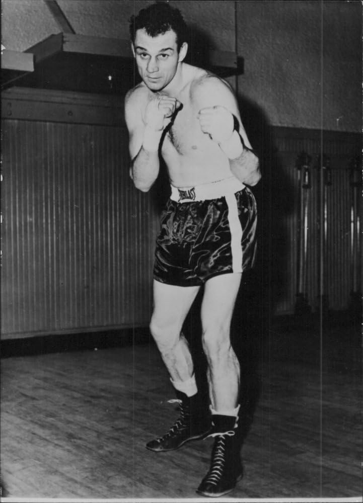 Amazon.com: Vintage photo of Paul Pender boxer.: Entertainment Collectibles