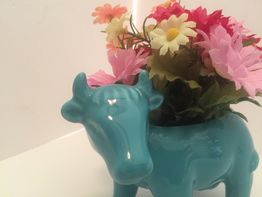 Amazon.com: COUNTRY FARM - COW VASE - SPRING FLOWERS: Handmade