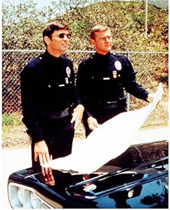 Adam-12 Martin Miller as Officer Pete Malloy and Kent McCord as Officer ...