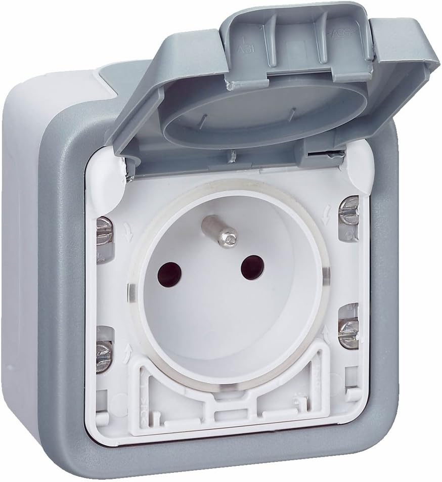 Legrand LEG69911 Prise de courant avec terre avec volet de protection à ...