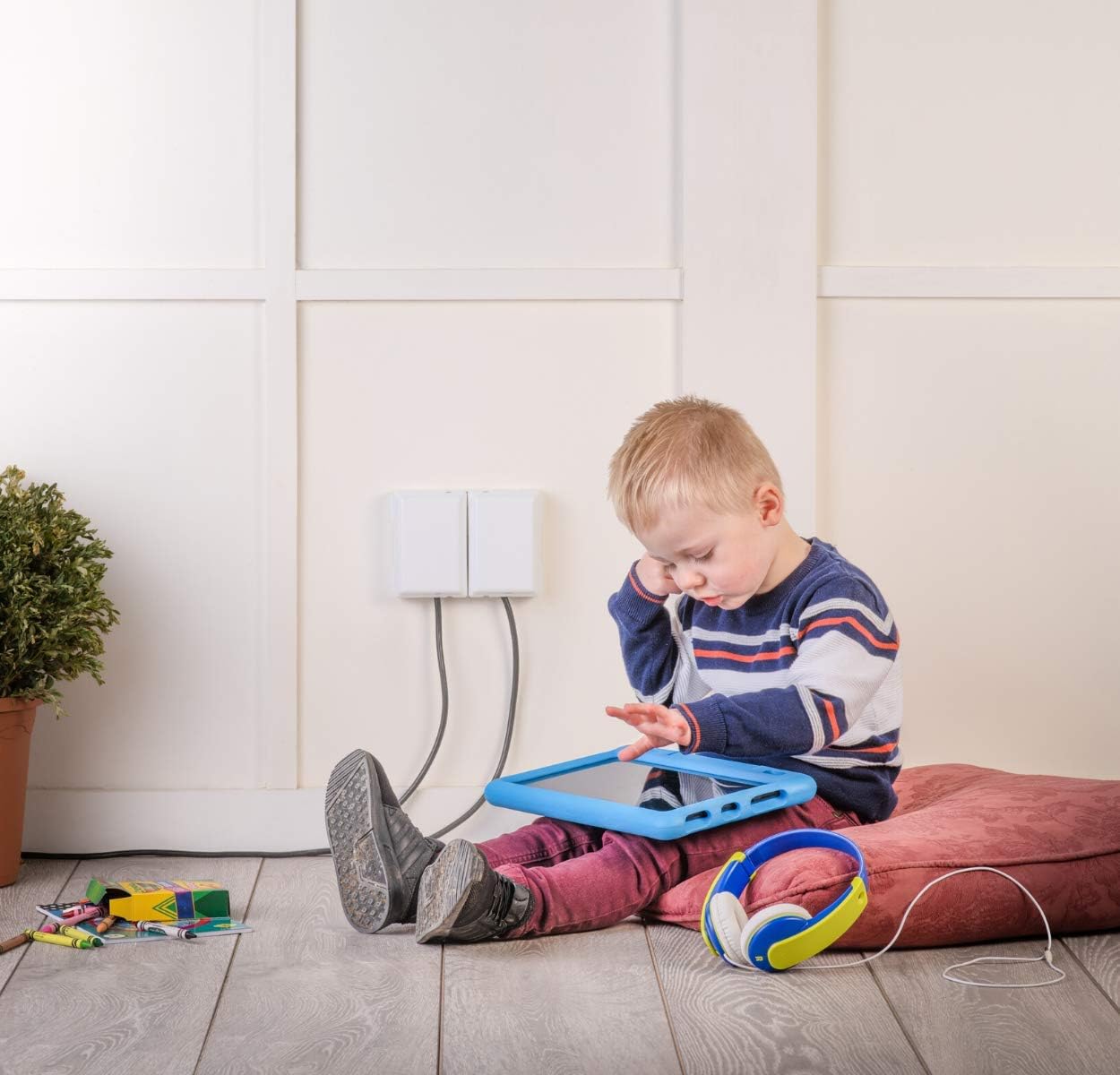 SocketLoc UK Electrical Key Lockable Twin Plug Socket Protector Cover ...