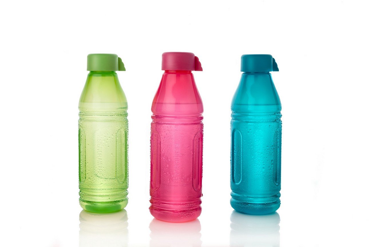 Buy Signoraware Aqua Triangle Plastic Water Bottle Set, 500ml/6cm, Set ...