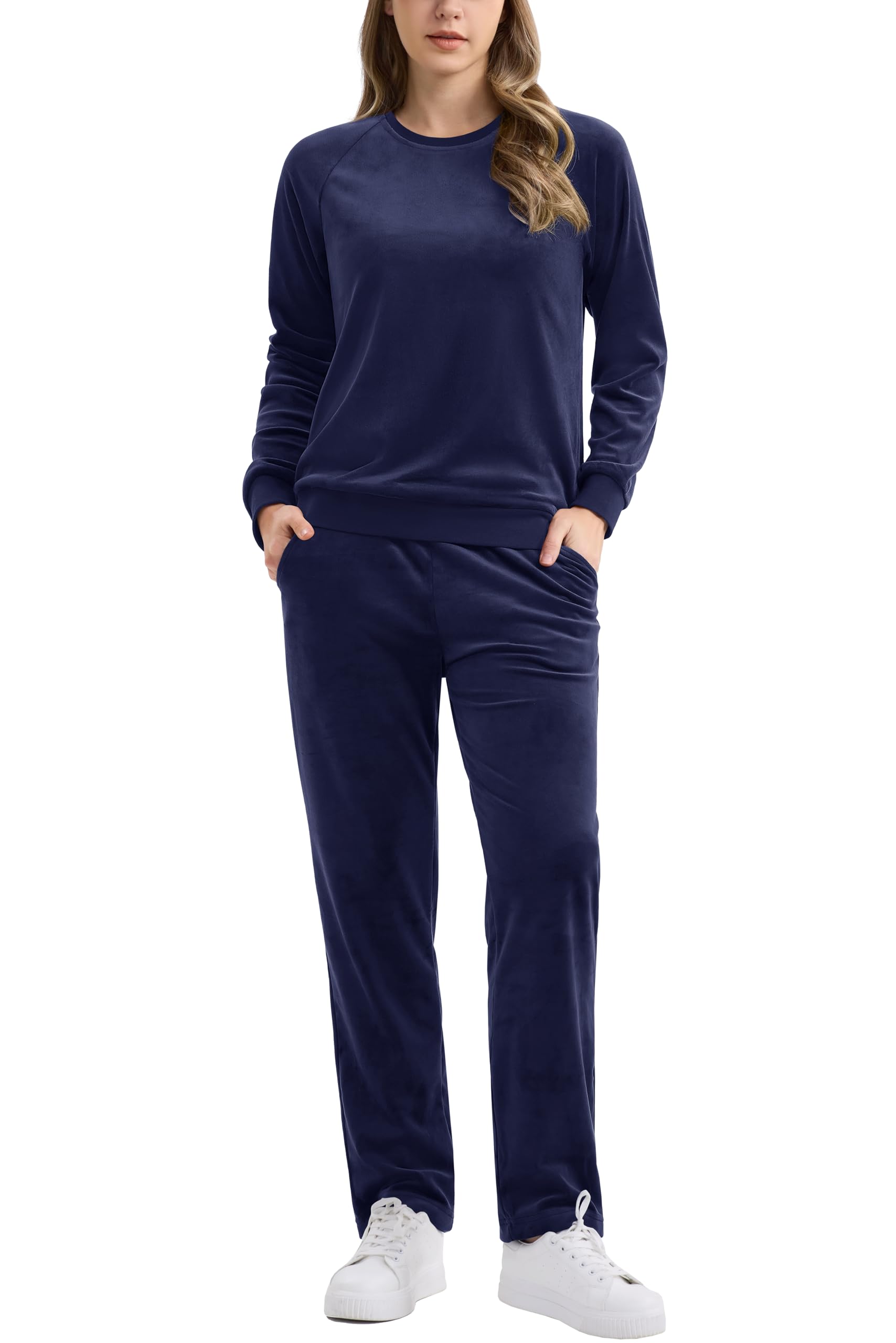 MAGCOMSEN Women's Velour Sweatsuits Sets 2 Piece Tracksuits Outfits Crew-Neck Pullover Velvet ...