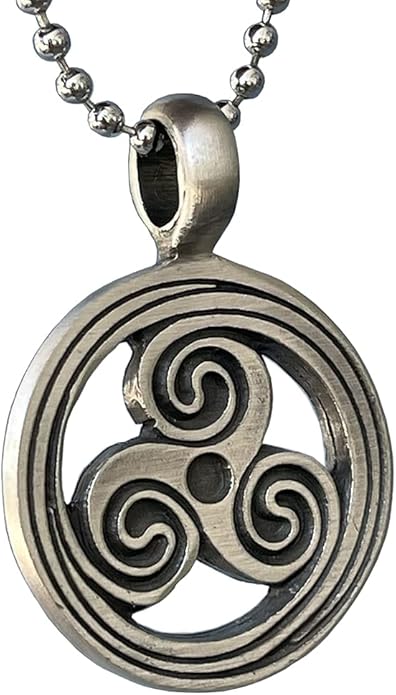 Celtic Jewelry Triskele Trinity Triskelion Triskeles Labyrinth Maze ...