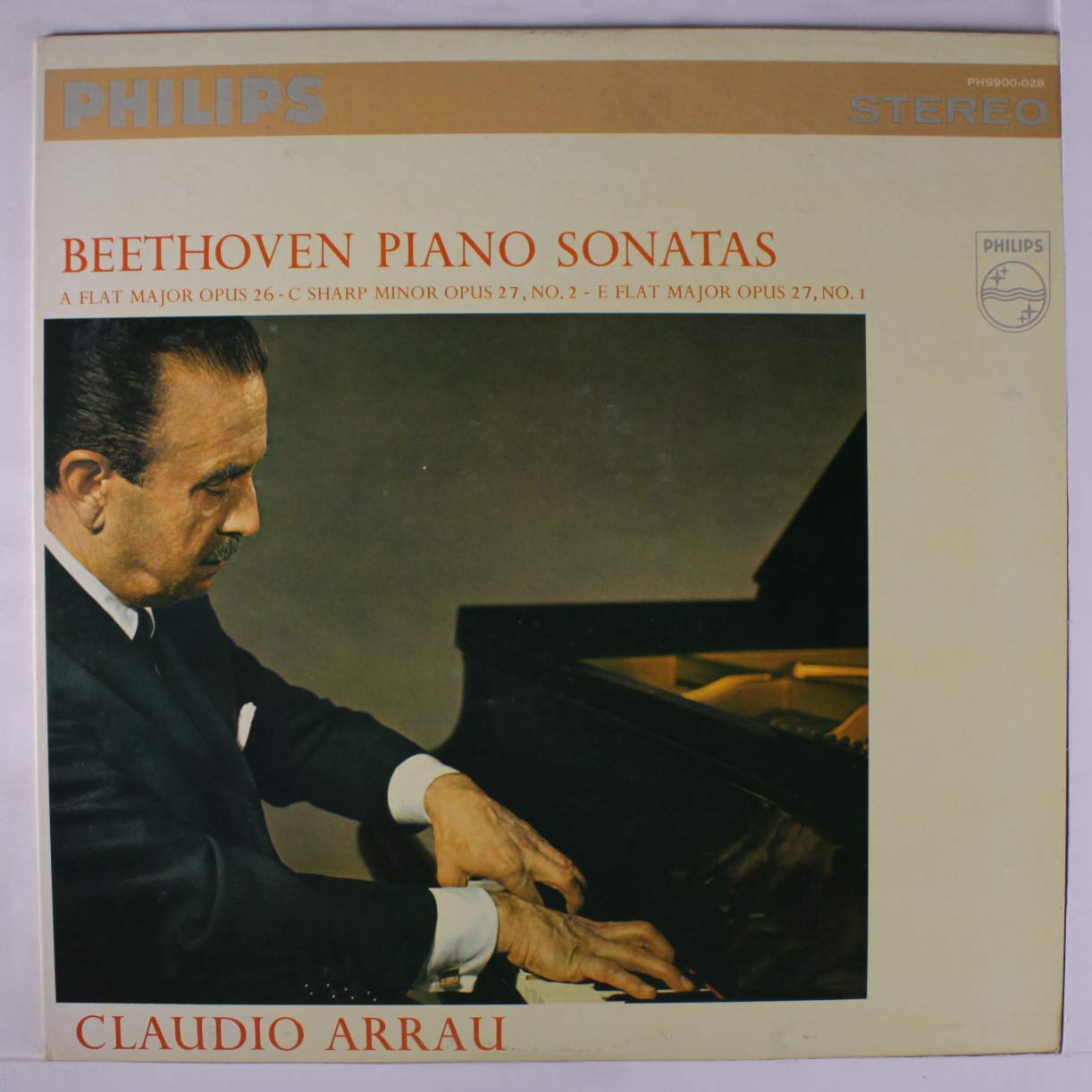 CLAUDIO ARRAU - beethoven: piano sonatas - Amazon.com Music