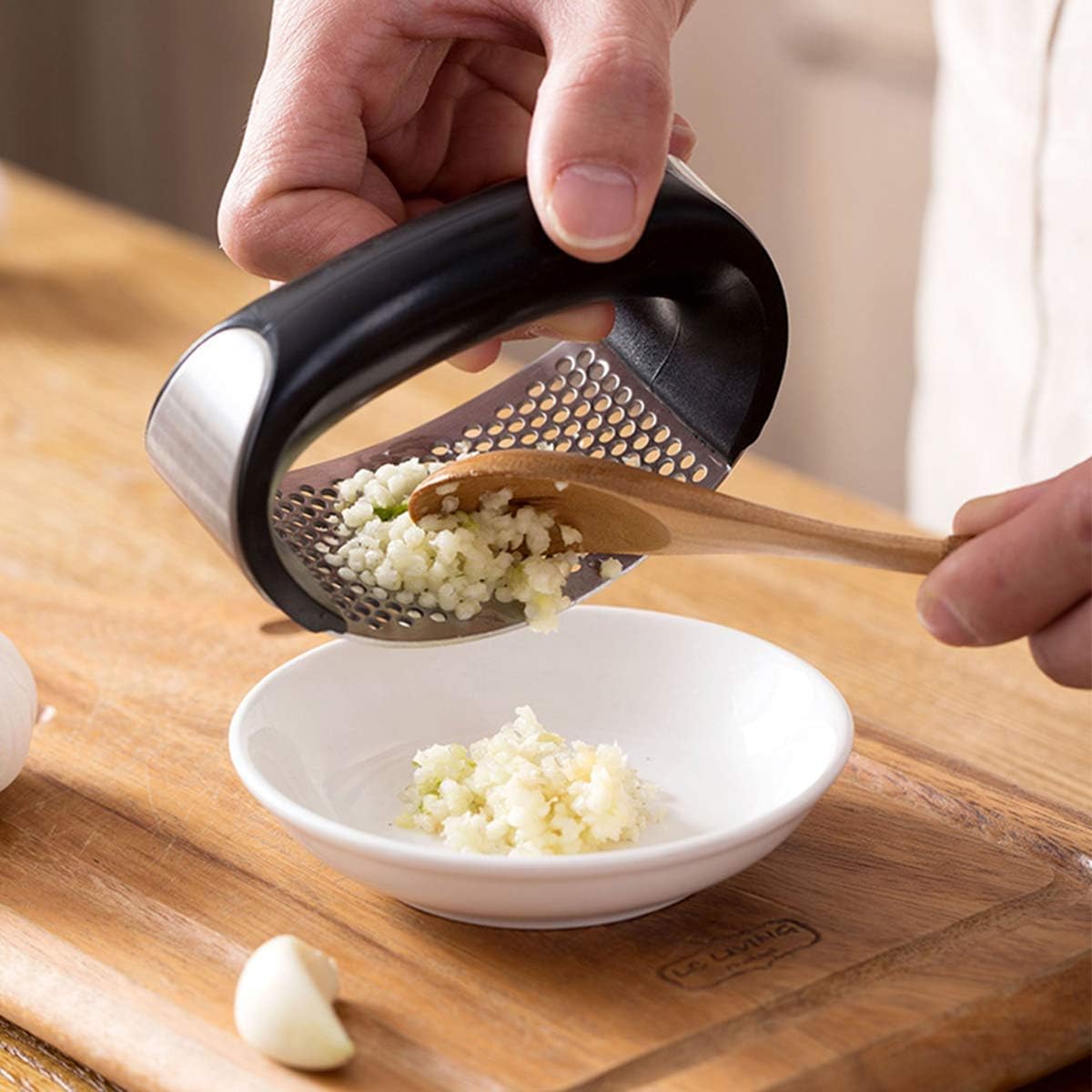 Buy WESHOP'S Multi-Function Manual Garlic Press Grinding Slicer ...