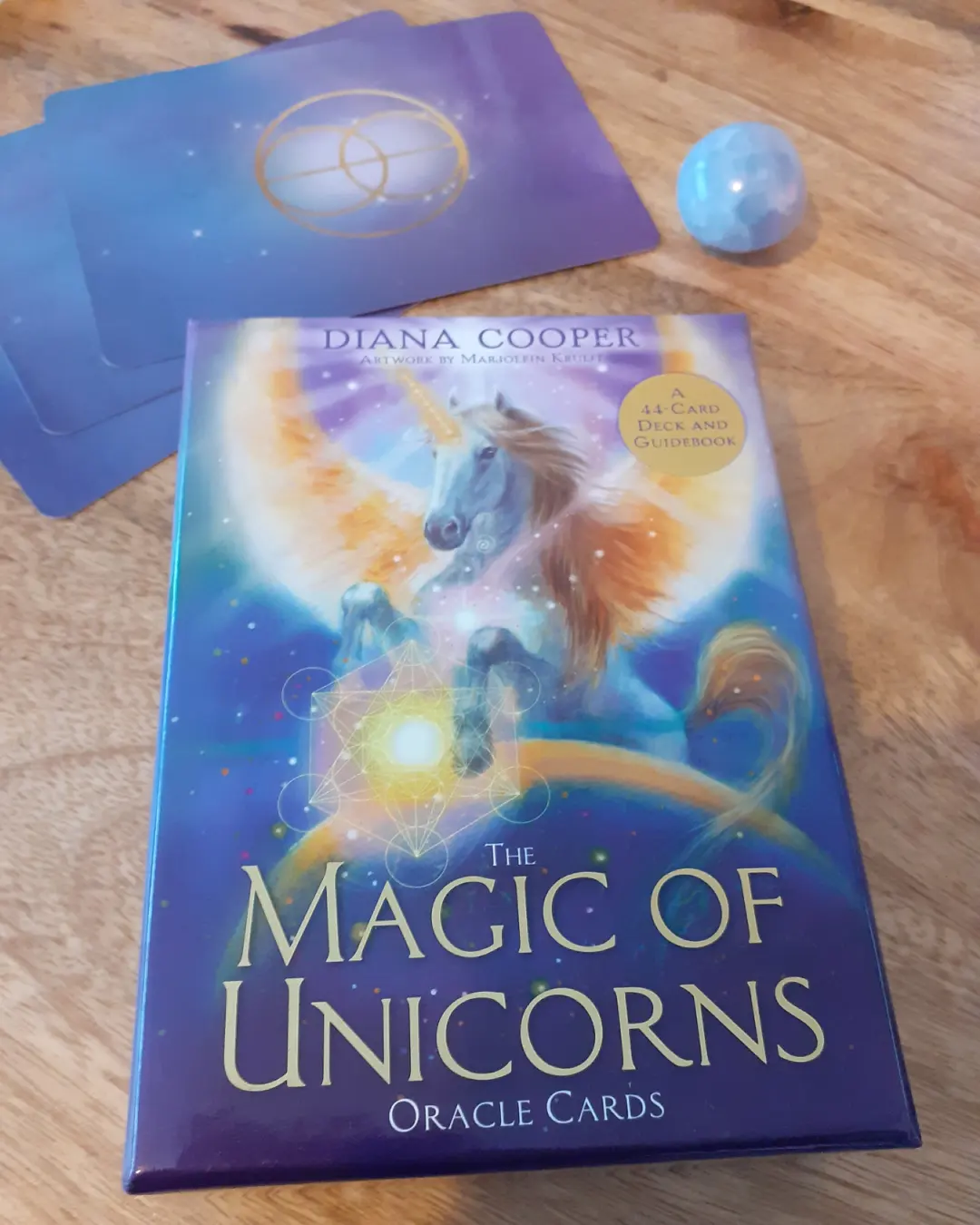 The Magic of Unicorns Oracle Cards: A 44-Card Deck and Guidebook ...