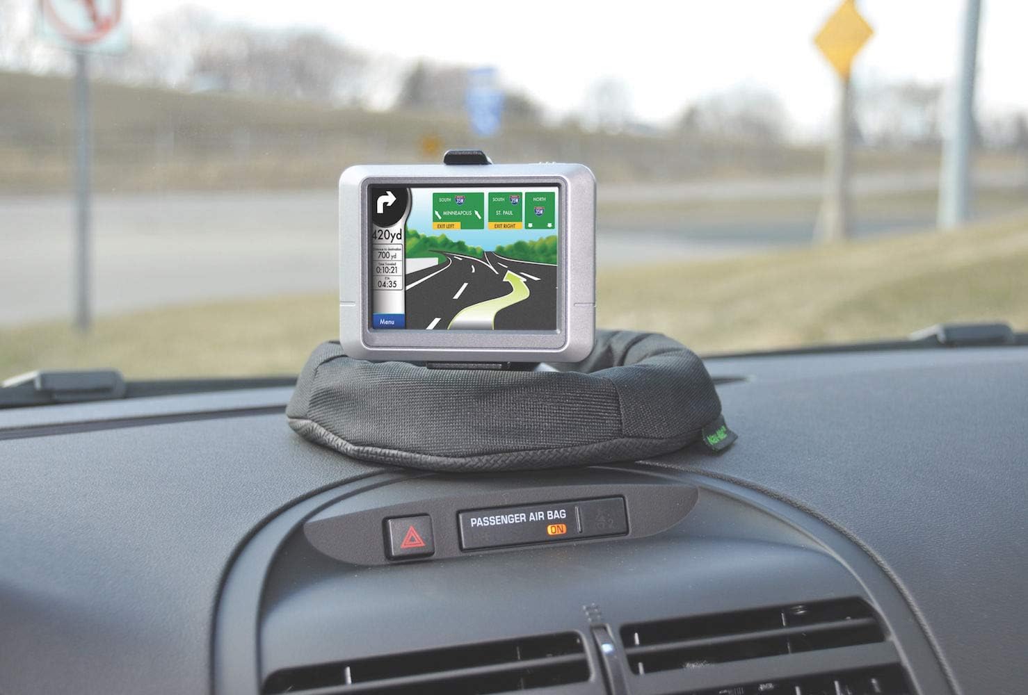 Bracketron Nav-Mat Universal GPS Dash Mount – BigaMart