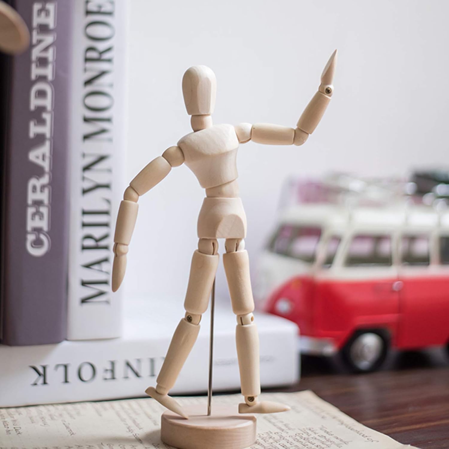 Wooden Human Mannequin, 4.5 Inch Flexible Joints Artist Sketch Drawing ...