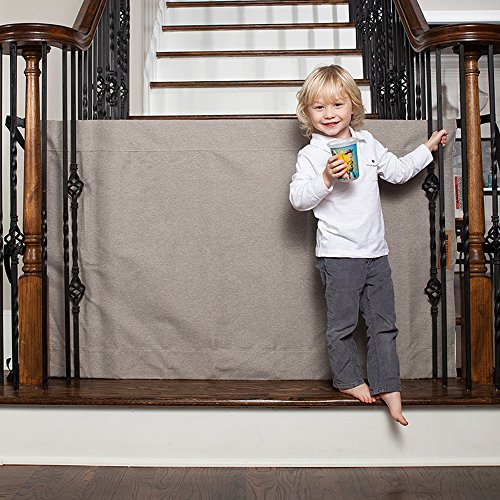 7 Best Retractable Baby Gate 2020 Reviewed | BestOfGoods.com