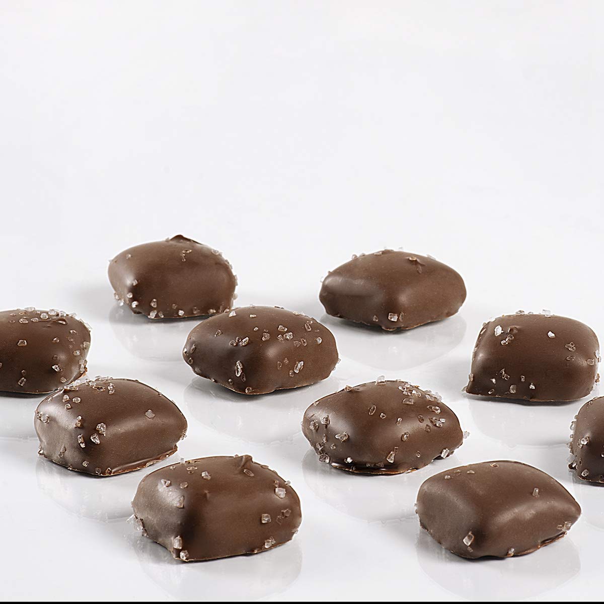 Mua Sanders Milk Chocolate Sea Salt Caramels, Kettle Cooked Caramel ...
