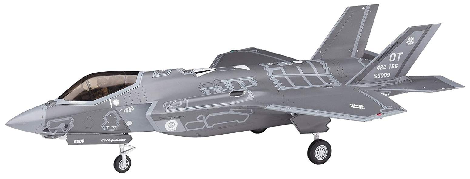 Mua Hasegawa 1:72 Scale F-35A Lightning II Model Kit trên Amazon Mỹ ...