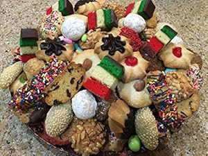 Amazon.com : Italian cookies, assorted 2 lb tin gift box : Everything Else
