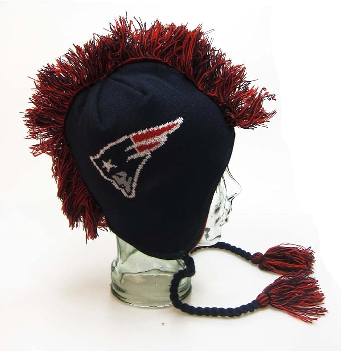 New England Patriots New Era Tasslehawk Mohawk Knit Hat: Amazon.co.uk ...
