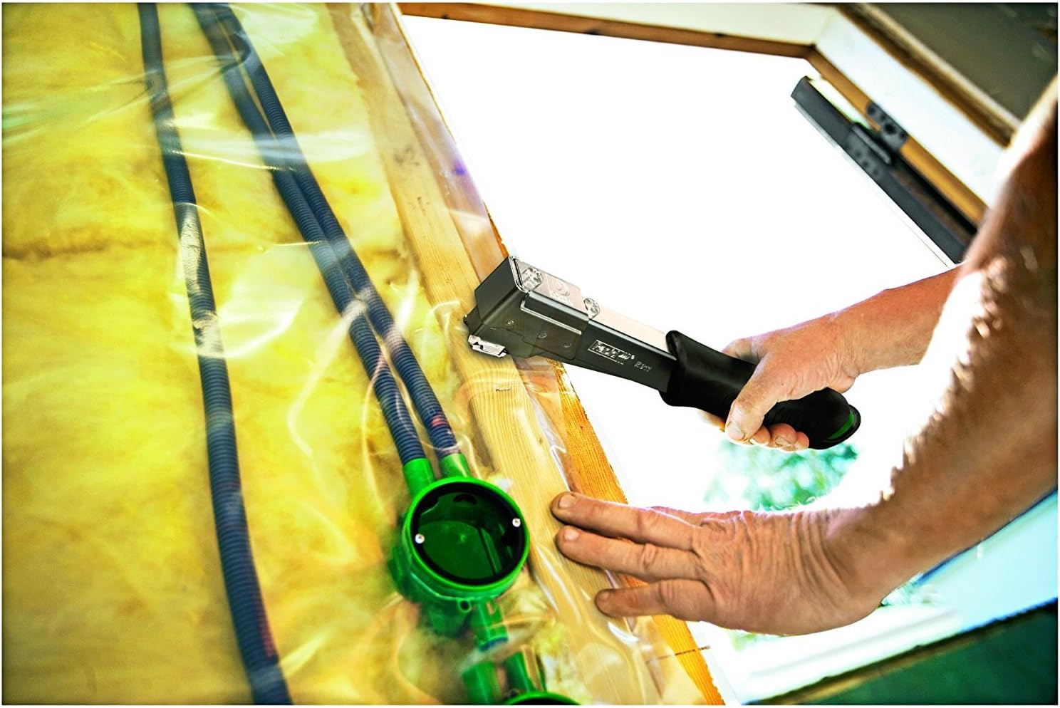 Rapid R311 Heavy Duty Hammer Tacker, 6-12mm 140 Staple, Full Steel ...