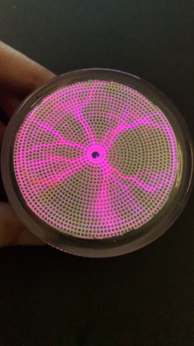 Watch Video demonstration of plasma disk ﹙plasma ball﹚ on Amazon Live