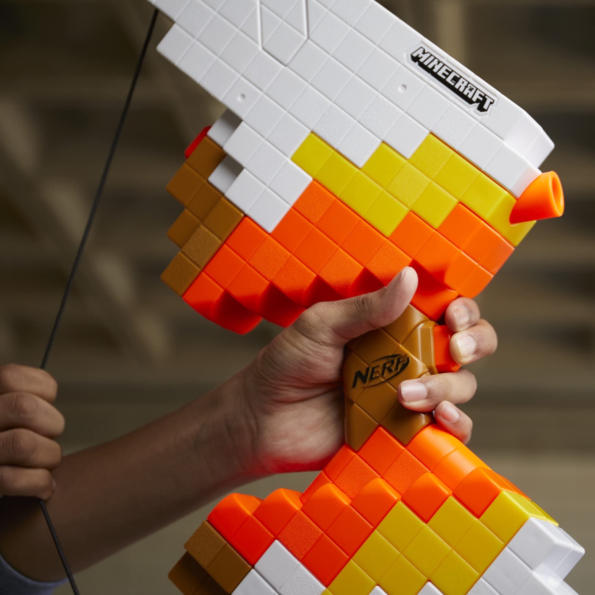 Mua NERF Minecraft Sabrewing Motorized Blaster Bow, 8 Elite Darts, 8 ...