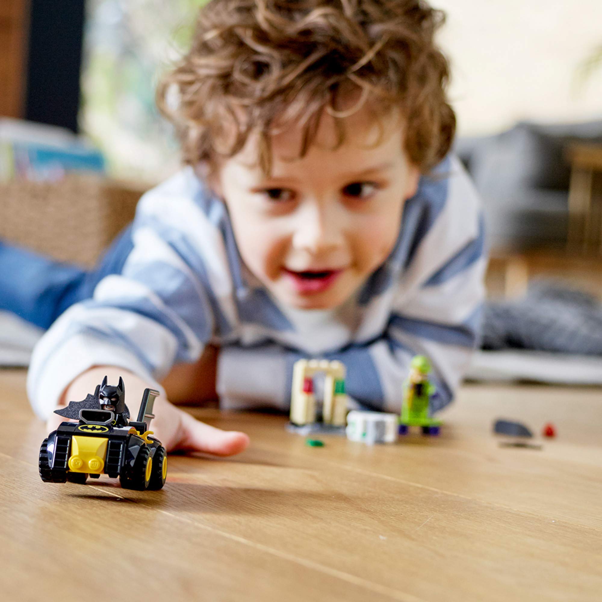 LEGO DC Batman: Batman vs The Riddler Robbery 76137 Building Kit (59 ...