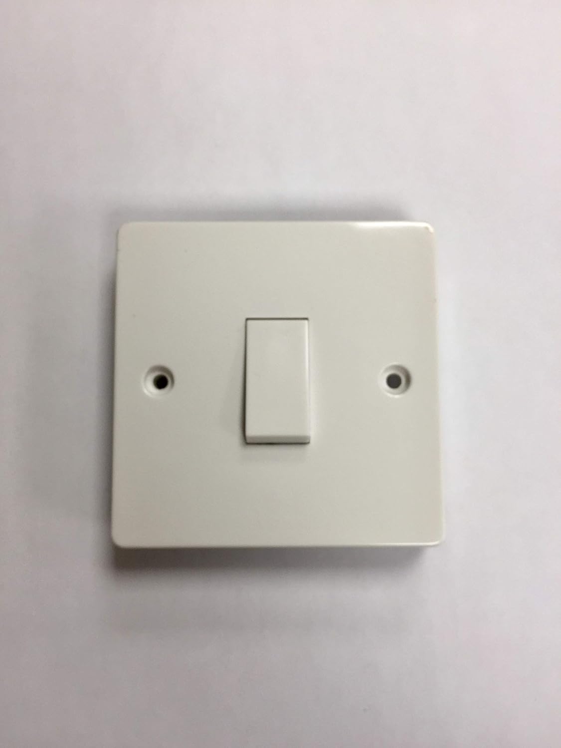 Single Gang Light Switch 1 Gang 1 Way 10AX White: Amazon.co.uk: DIY & Tools